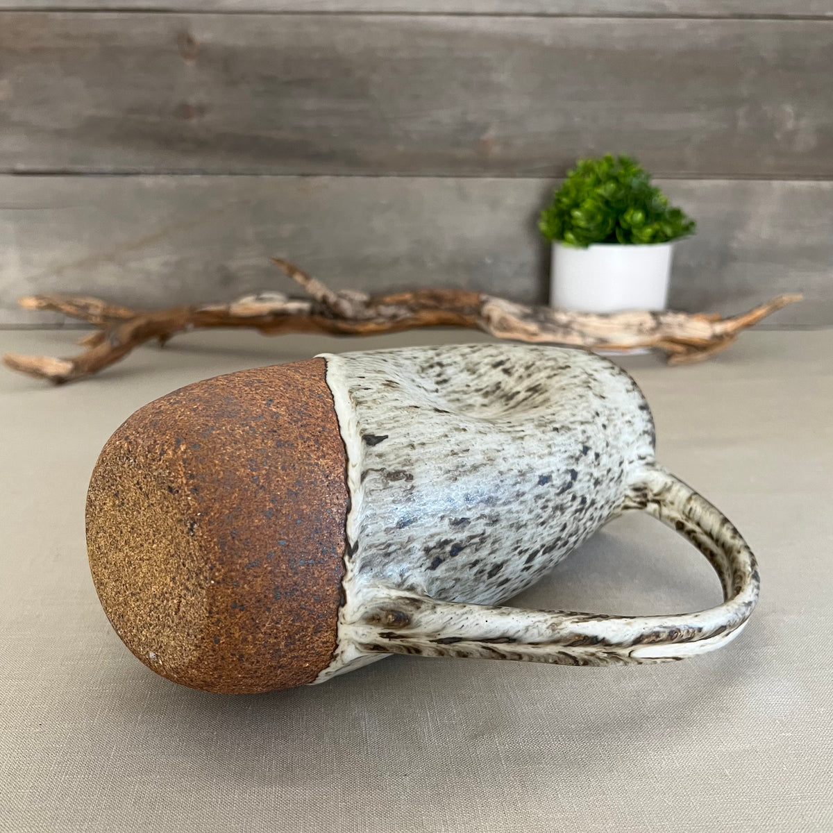 Speckle Squish Pitcher – kmgpottery